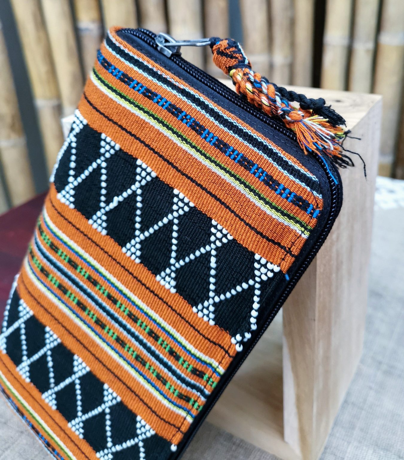 Katu Beaded Zip Around Accordion Wallet – Traditional Arts and ...