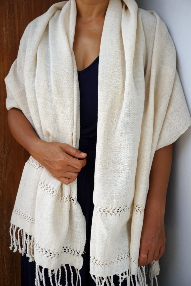 Tai Lue Hand-Spun Cotton Shawl – Traditional Arts and Ethnology Centre
