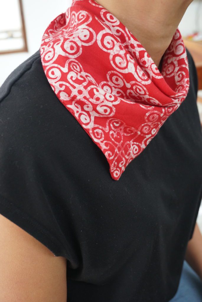 Hmong Batik Triangle Bandana – Traditional Arts and Ethnology Centre