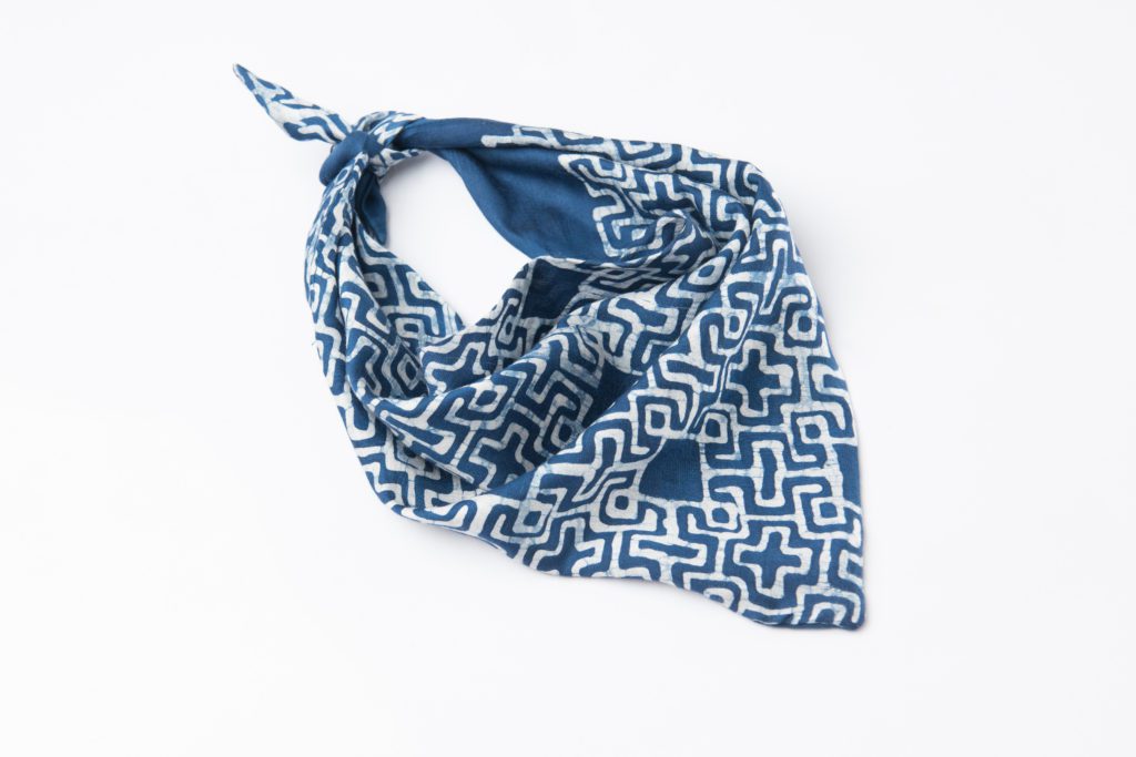 Hmong Batik Triangle Bandana – Traditional Arts and Ethnology Centre